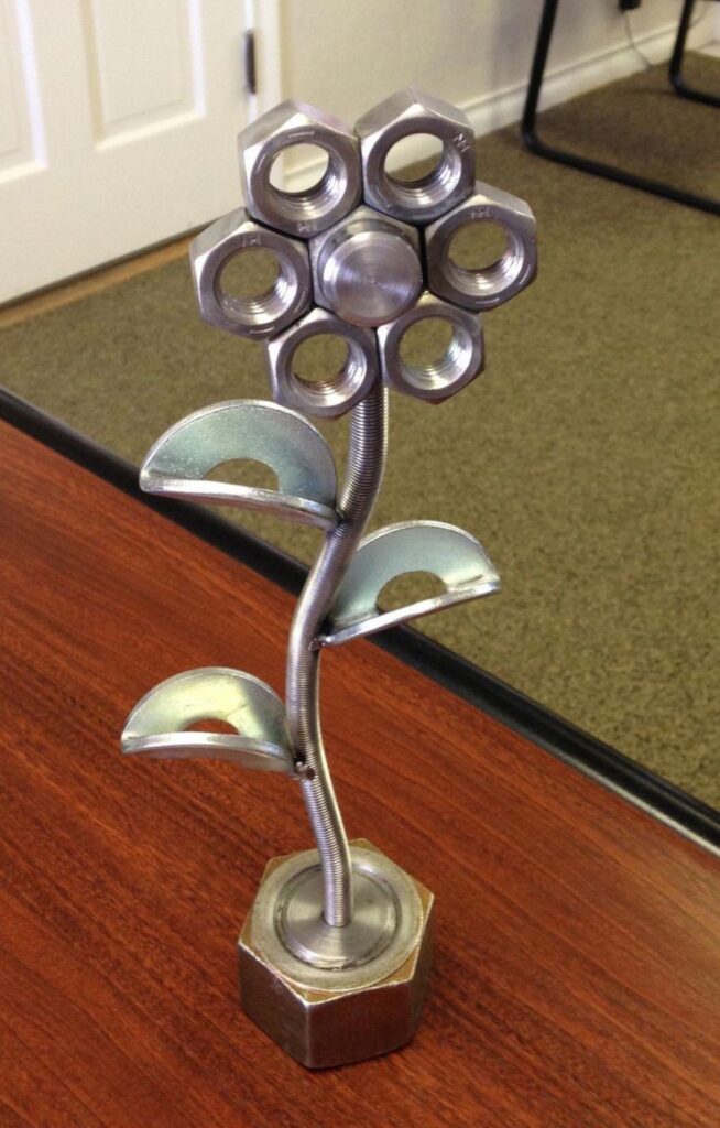 Turning Metal Craft into Sculptural Beauty | DIY Ideas & Crafts